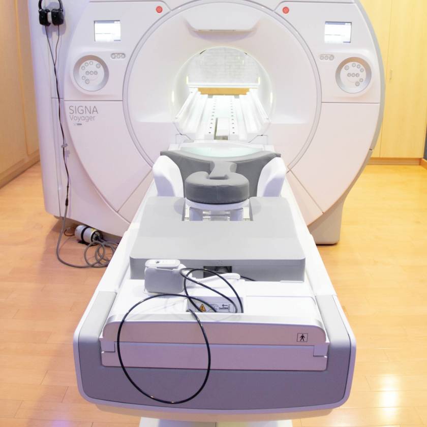 Domico Med-Device 282 MRI Breast Positioning System