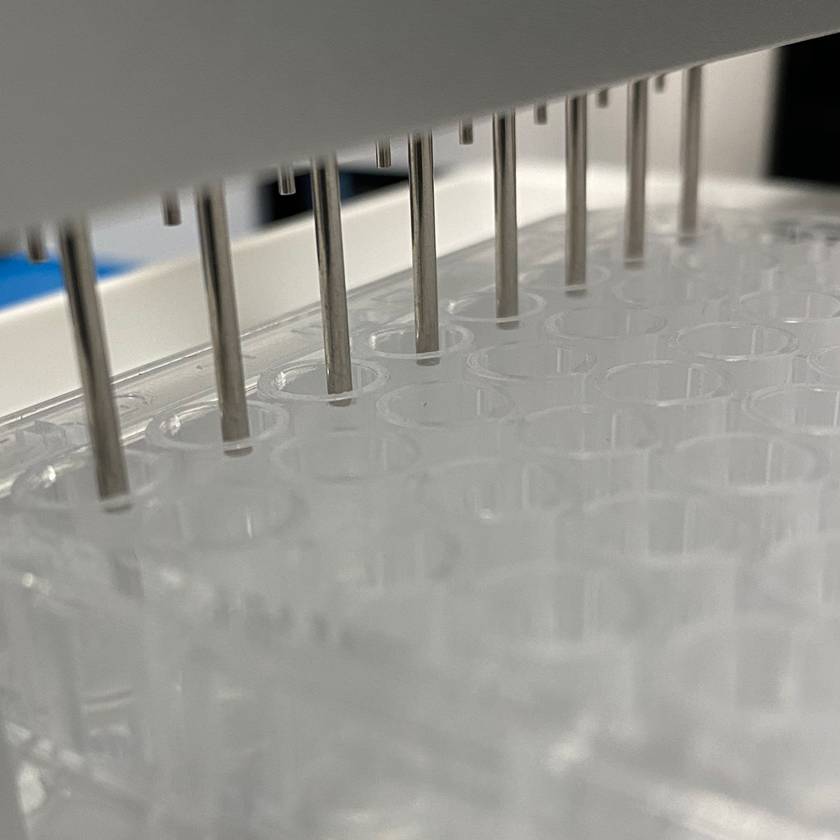 Accuris Channel Manifold for SmartWasher™ 96 Plate Washer