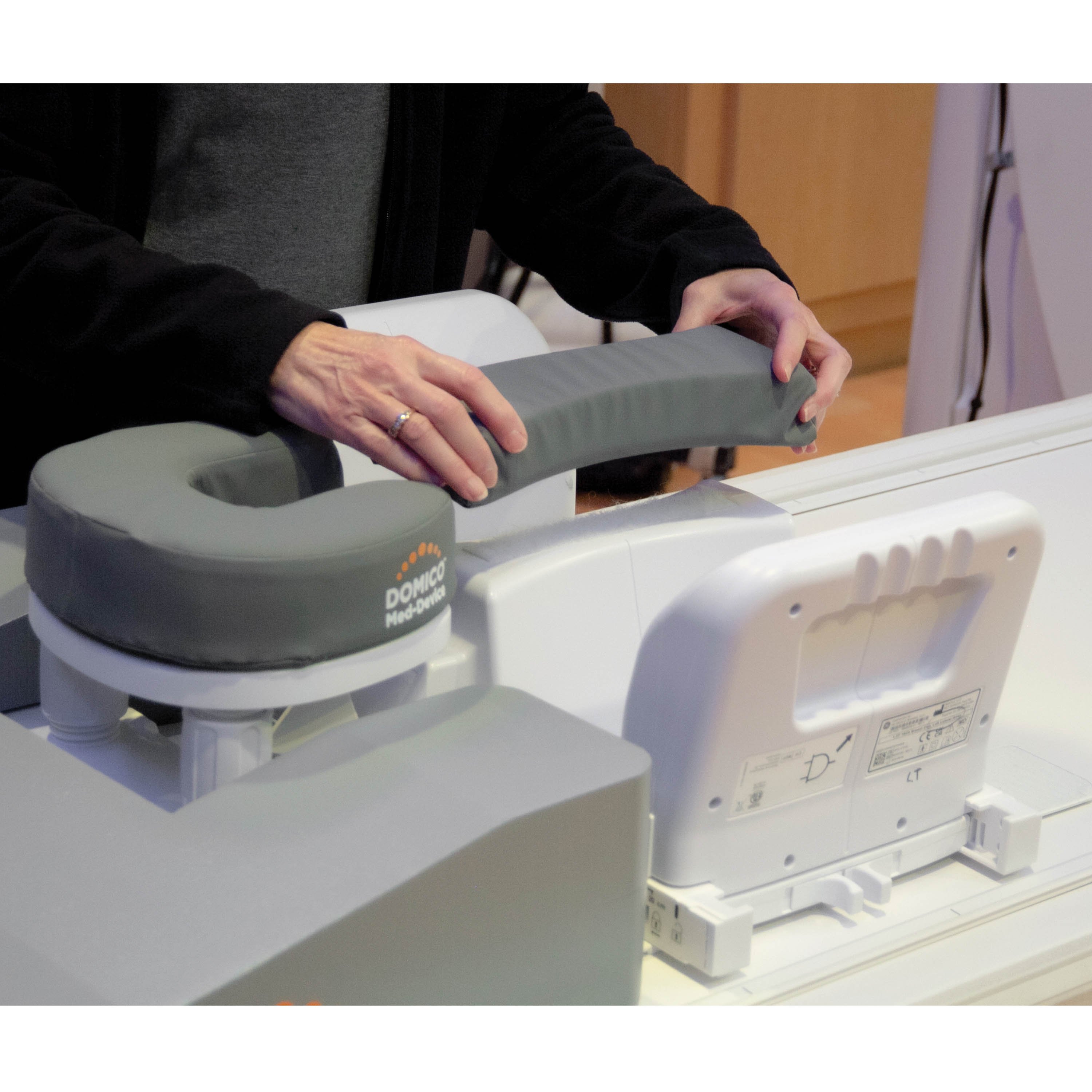 Domico Med-Device 282 MRI Breast Positioning System